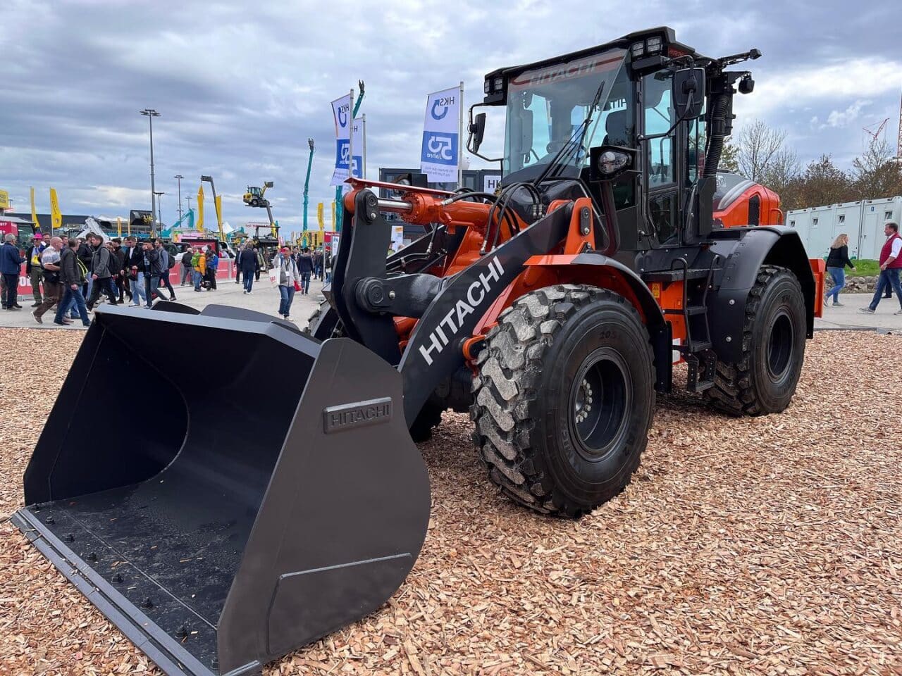 Hitachi ZW160-7 - Delvator